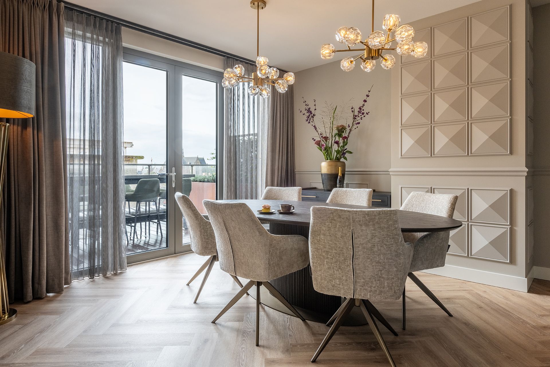 Oval Dining Table - 300 cm | Mylestone Interiors